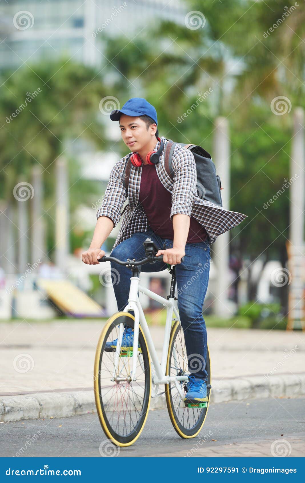 Fixie stock afbeelding. Image of mens, vervoer, leerling - 92297591