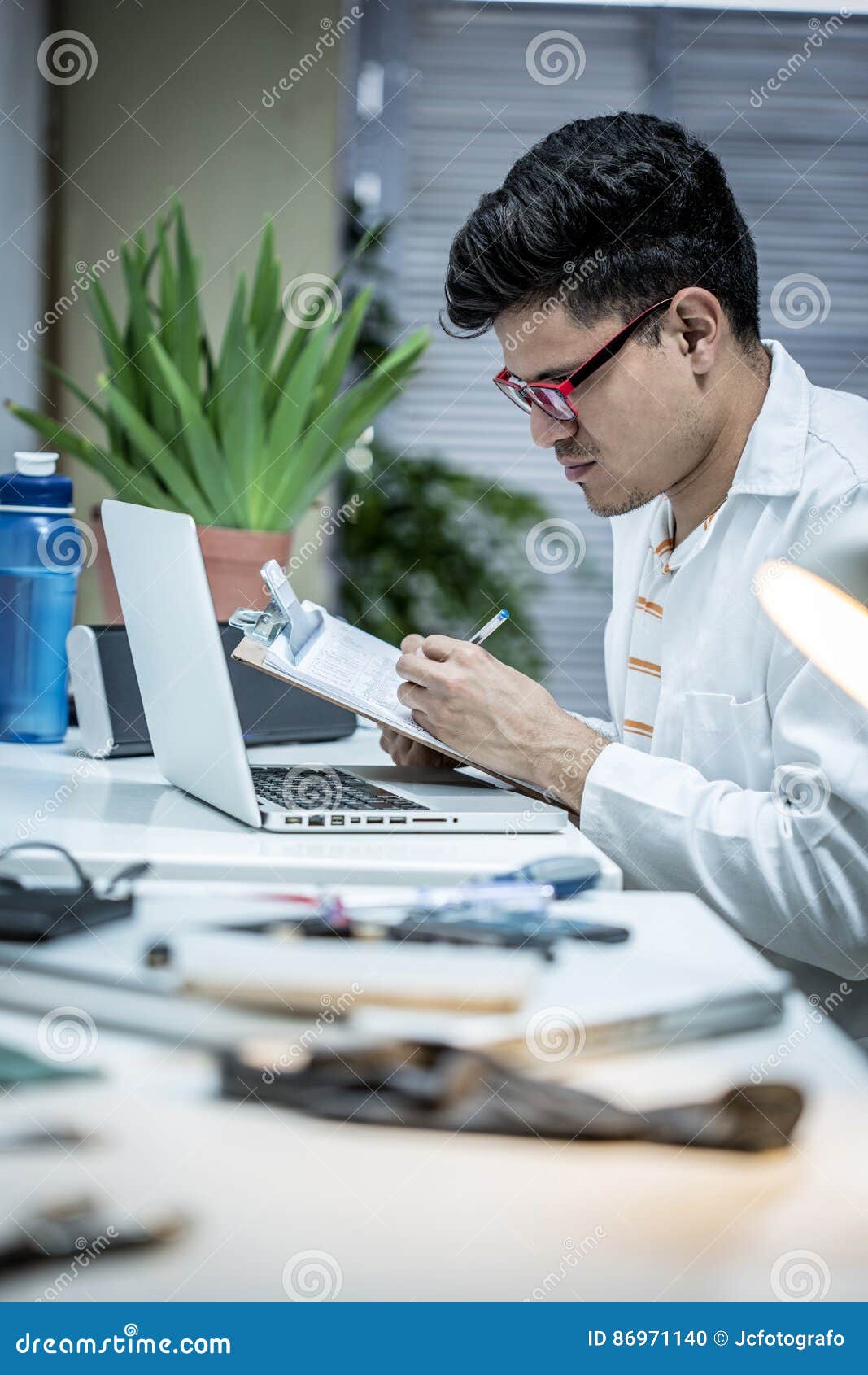 Fixing computer hardware stock photo. Image of maintenance - 86971140