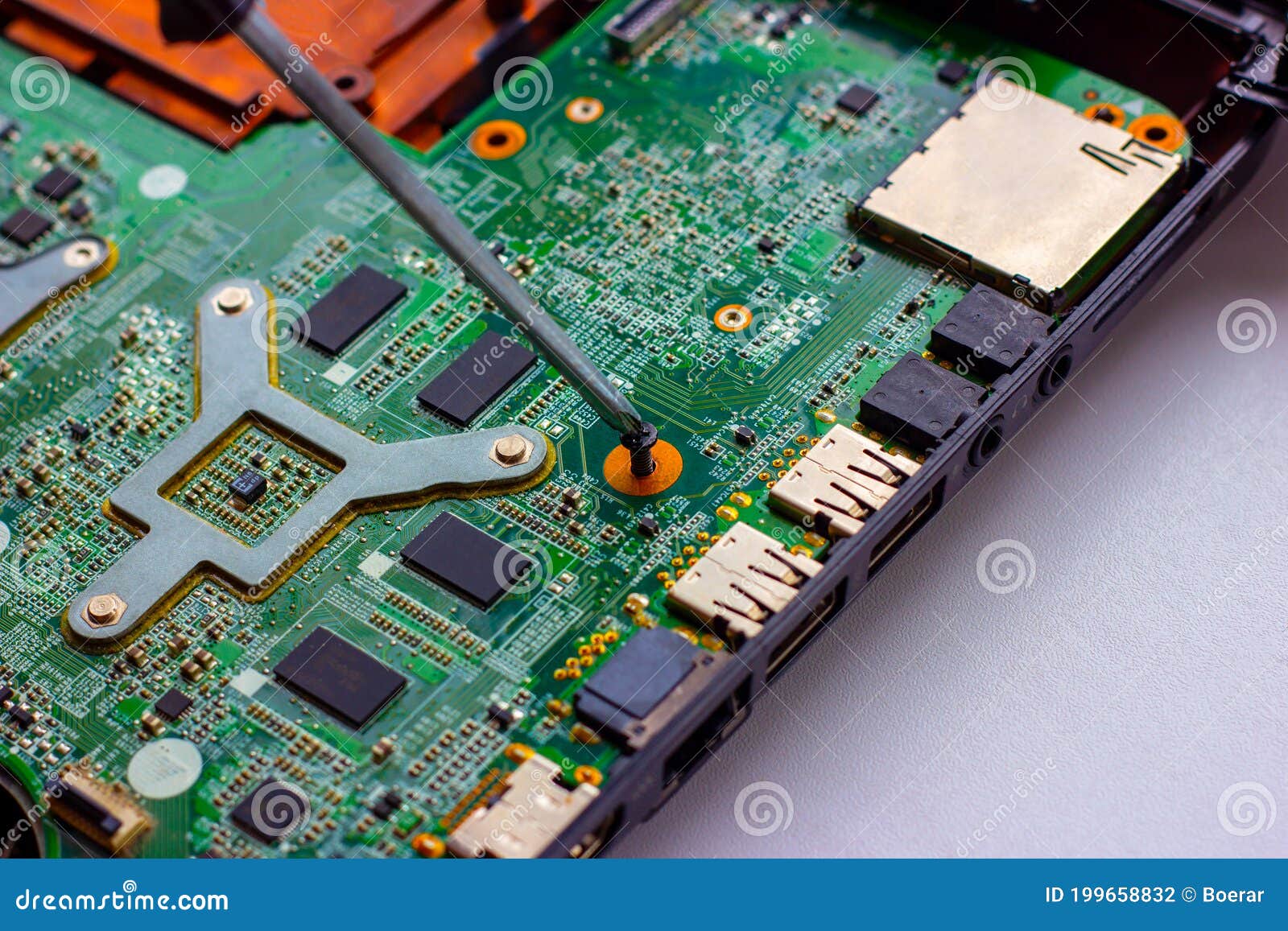 Fixing Electronic Components with the Screwdriver Inside the Pc ...