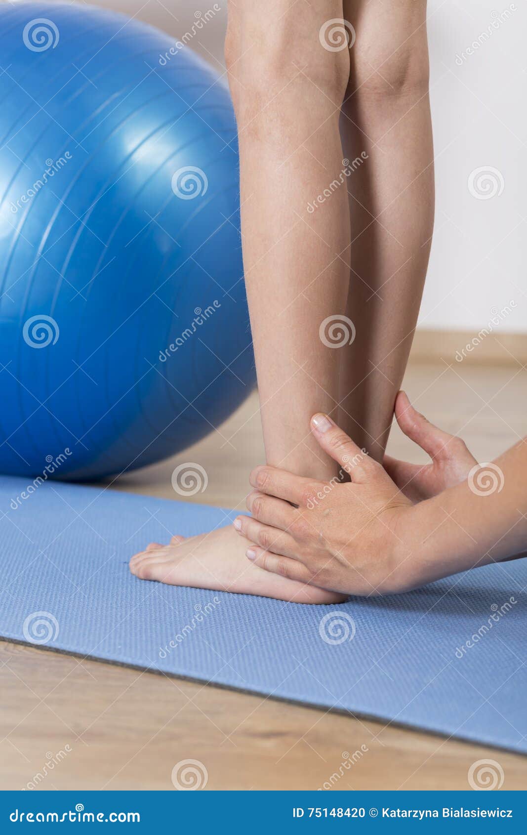 Fixing flat feet stock photo. Image of treatment, therapist - 75148420