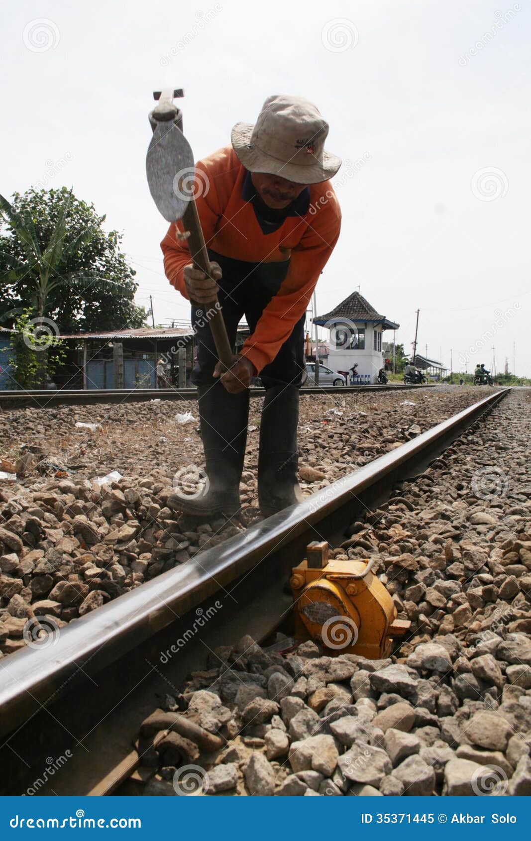 Fixing railway editorial image. Image of active, rail - 35371445