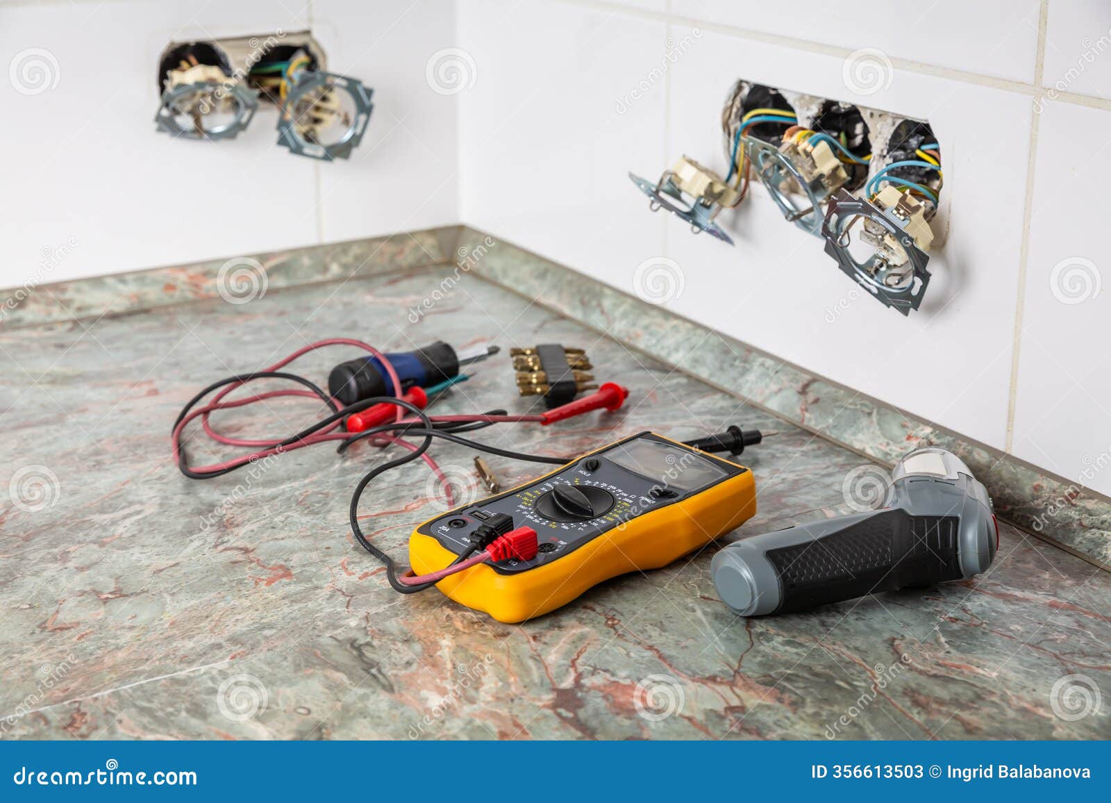 Fixing and Repairing Broken Outlets and Socket with Tools and Ammeter ...