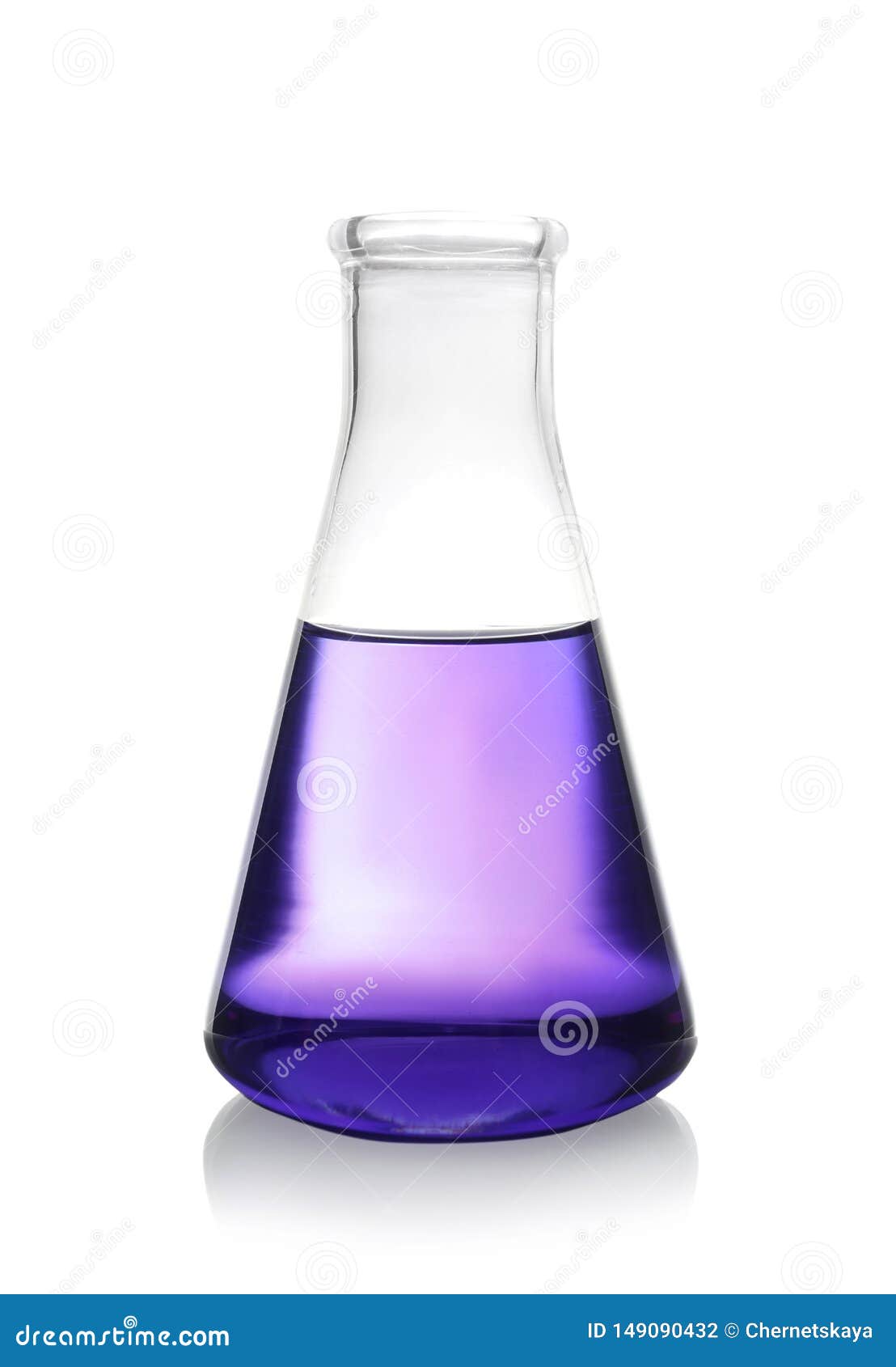 Flacon Erlenmeyer Avec Le Liquide De Couleur D'isolement Sur Le Blanc ...