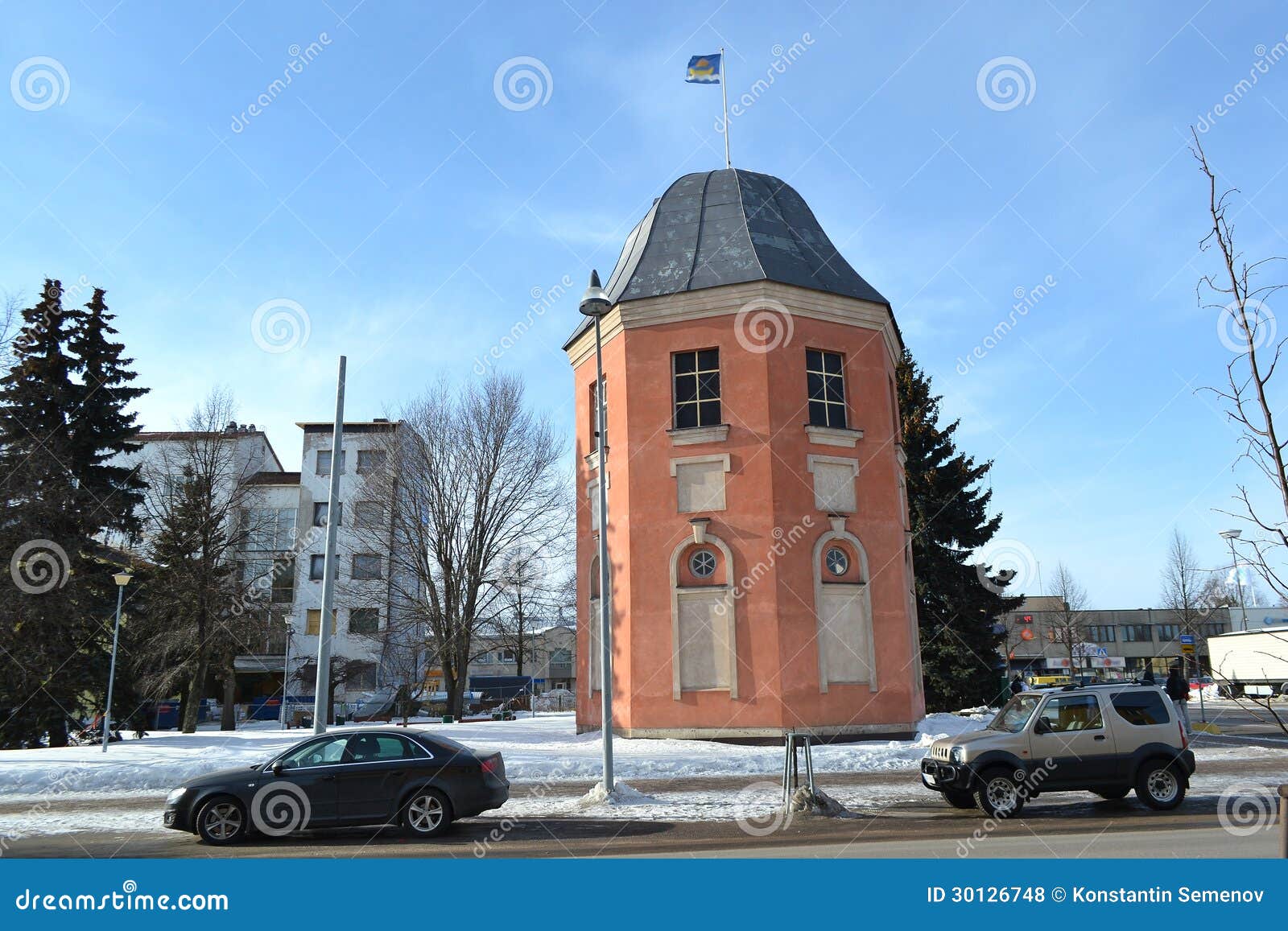 Flaggen-Turm in Hamina stockfoto. Bild von hell, schnee - 30126748