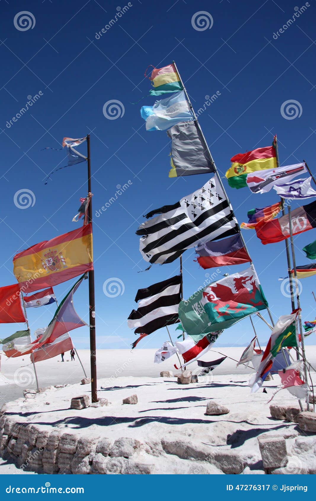Flags in Desert of Salar De Uyuni Stock Image - Image of bolivia ...