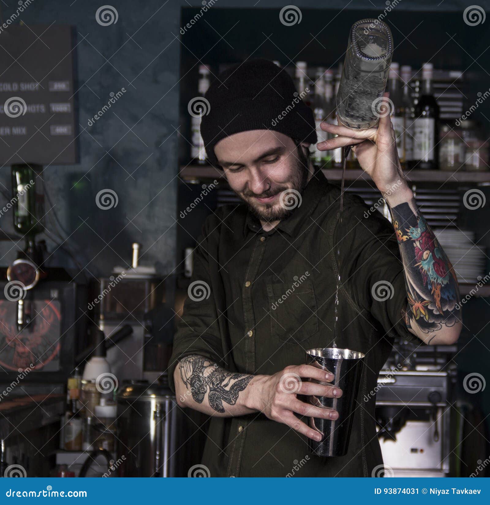 Flair Smiling Bartender in Action Stock Image - Image of daiquiri, work ...