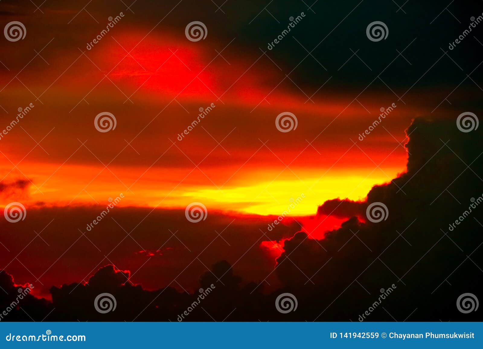 Flame Cloud Sunset on Sea and Ray Colorful Sky Stock Image - Image of ...