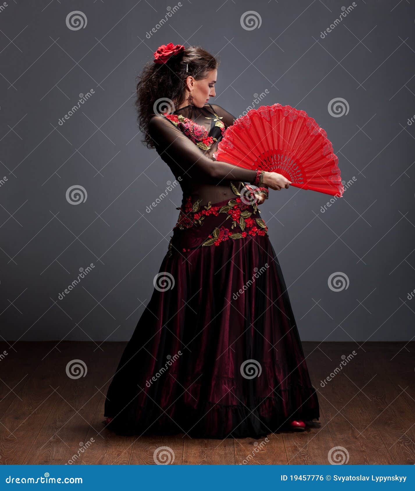 Flamenco Dancer in Beautiful Dress Stock Photo - Image of flamenco ...