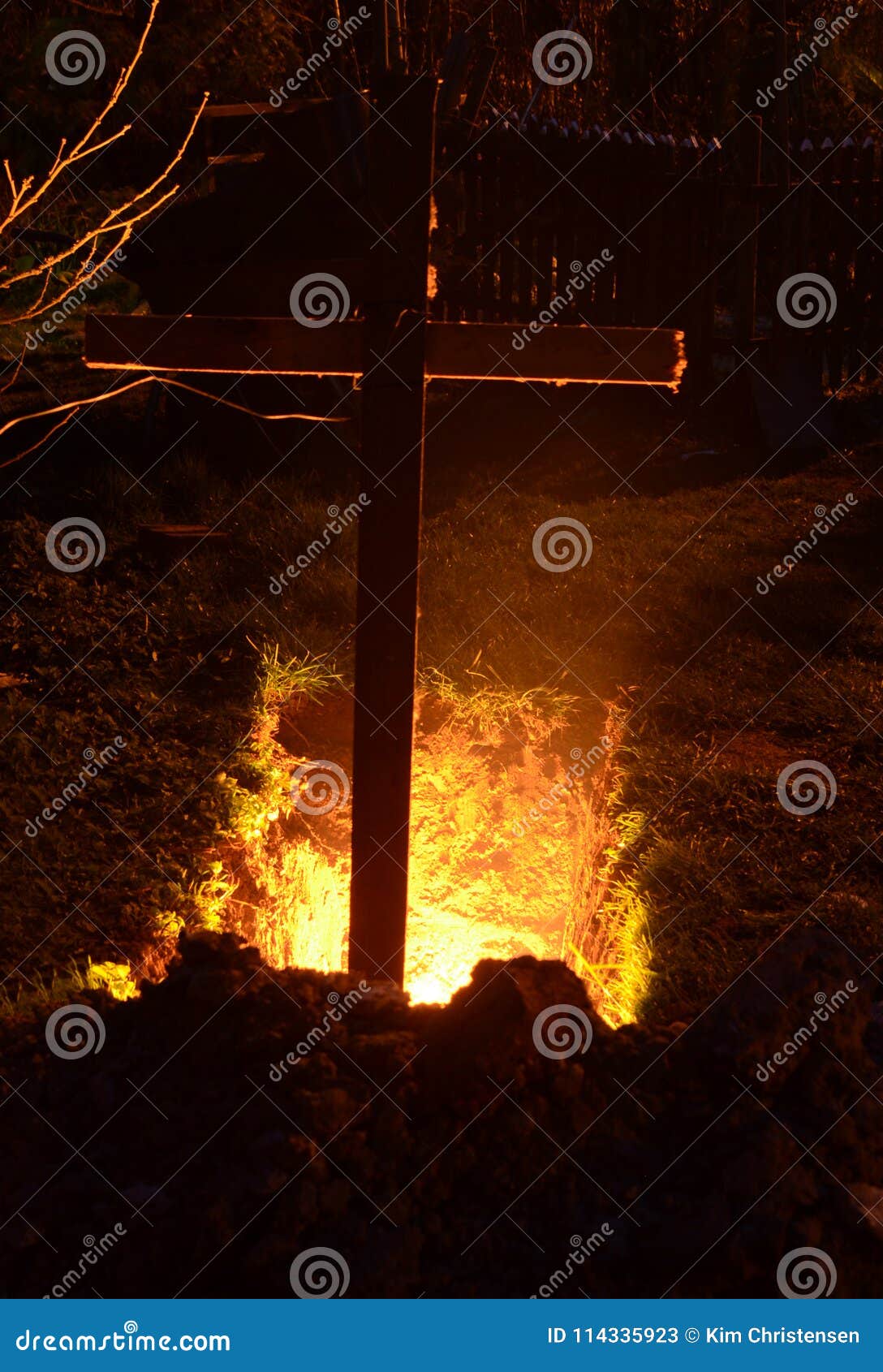 Open grave to hell stock image. Image of earrth, closing - 114335923