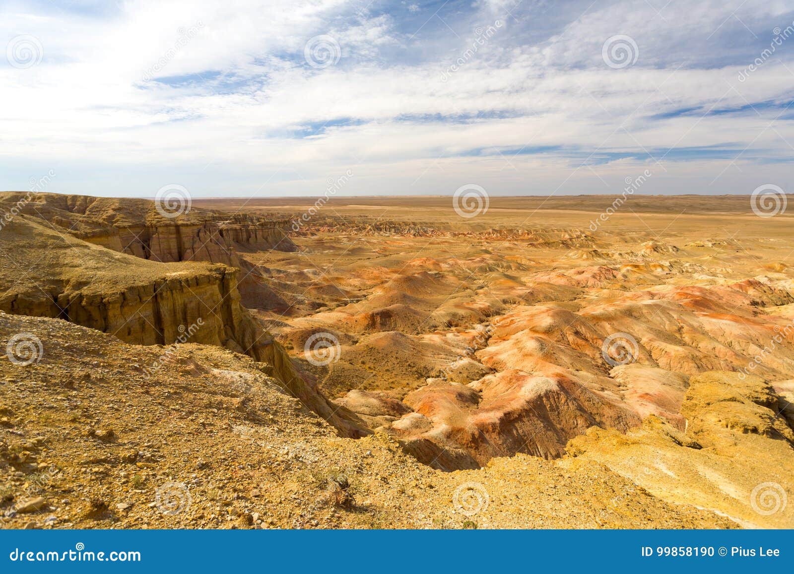 Flaming Cliffs Bayanzag Edge Gobi Desert Mongolia Stock Photo - Image ...