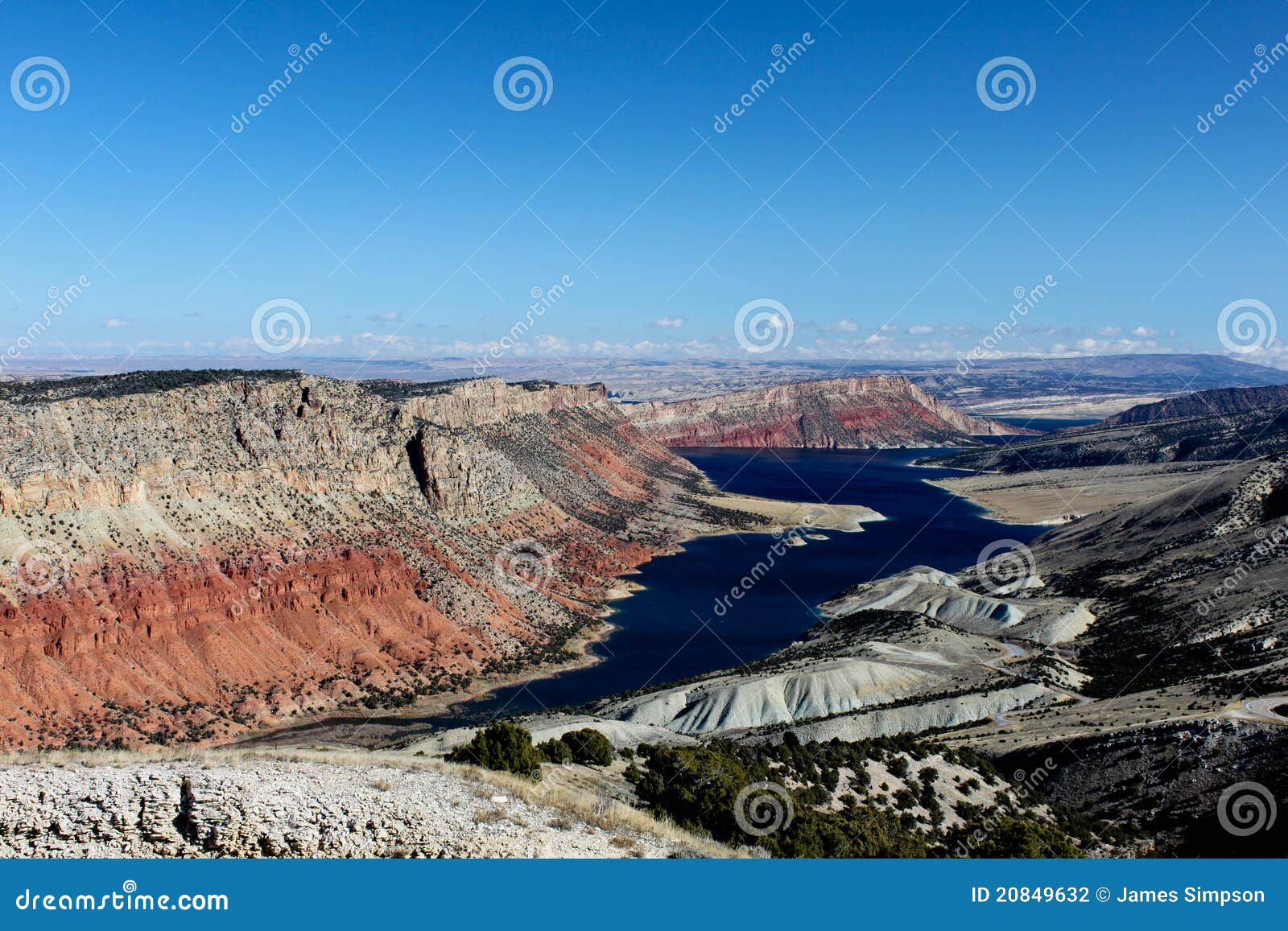 Flaming Gorge Reservoir stock photo. Image of vista, system - 20849632