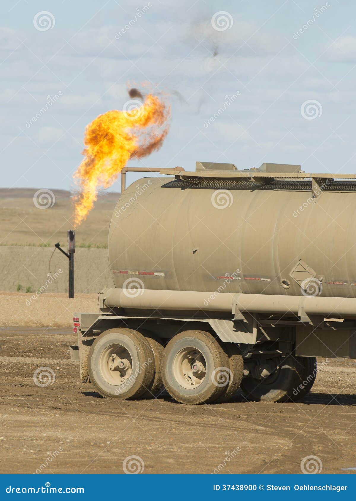 Flaring Natural Gas stock photo. Image of energy, fracking - 37438900