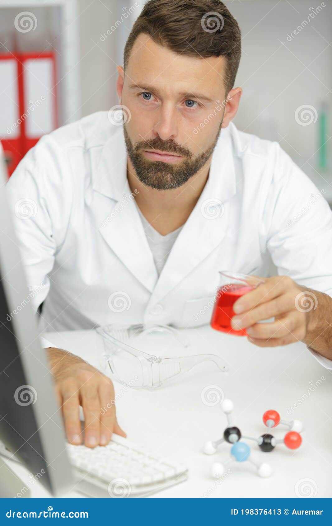 Flask with Liquid Pink Color Chemistry Stock Image - Image of liquid ...