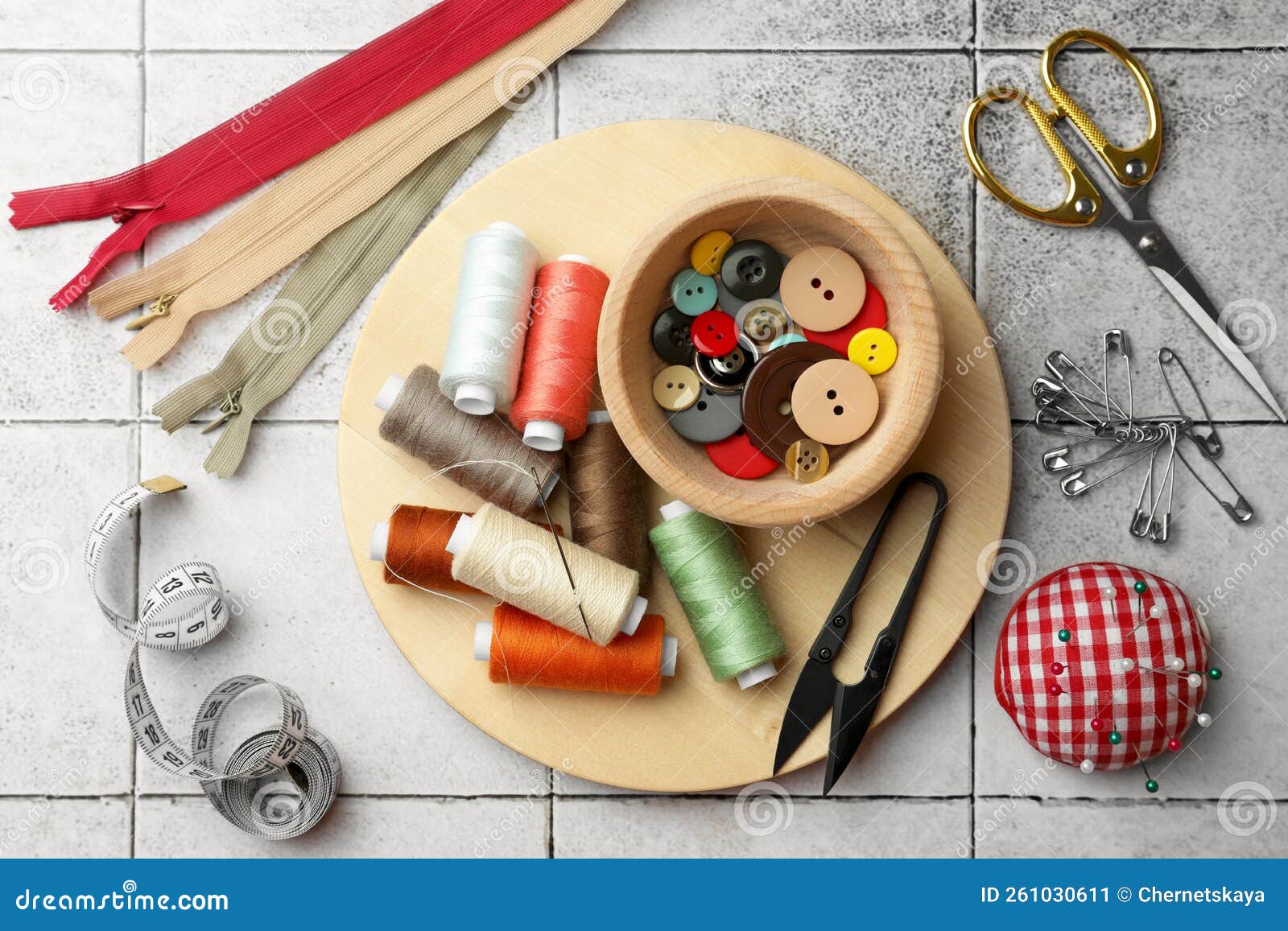 Flat Lay Composition with Spools of Threads and Sewing Tools on Light ...