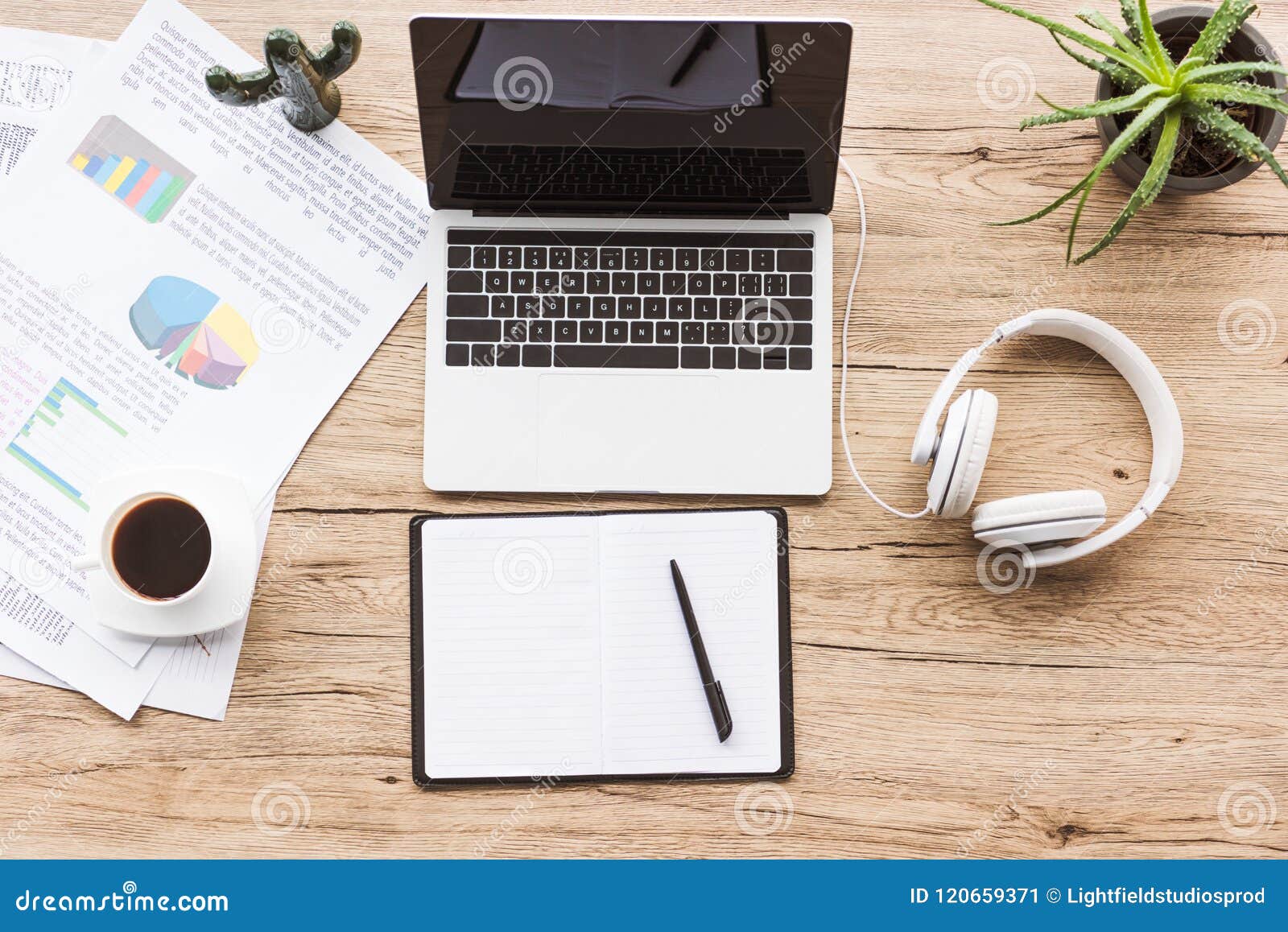 Flat Lay with Laptop with Blank Screen, Empty Notebook, Headphones and ...