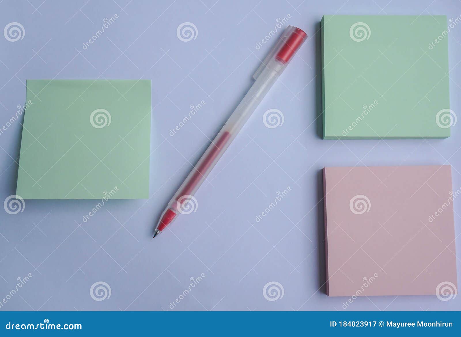 Flat Lay Mock Up Green and Pink Sticky Note with Pen for Message Stock ...