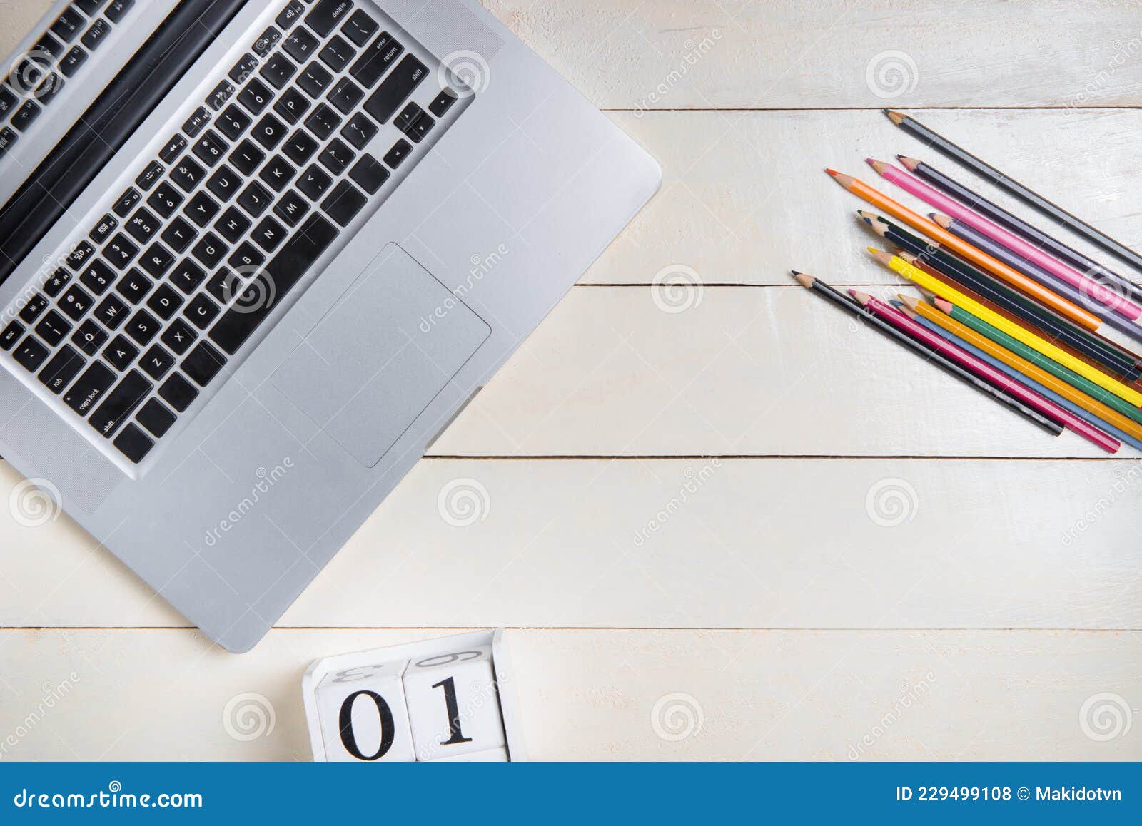 Flat Lay Mockup Study Table, Computer Keyboard and Stationery Stock ...