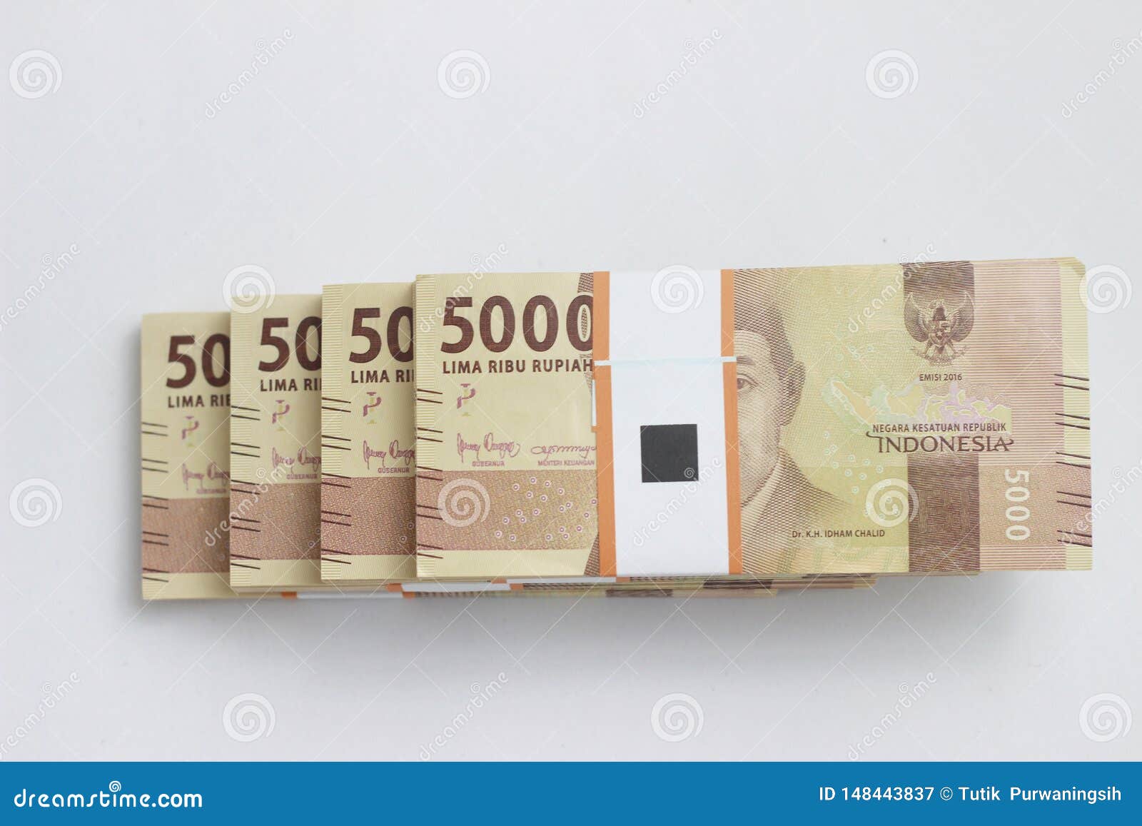 Simple Photo Flat Lay, Stack of Bundle 5000 Rupiah Indonesia Money, at ...