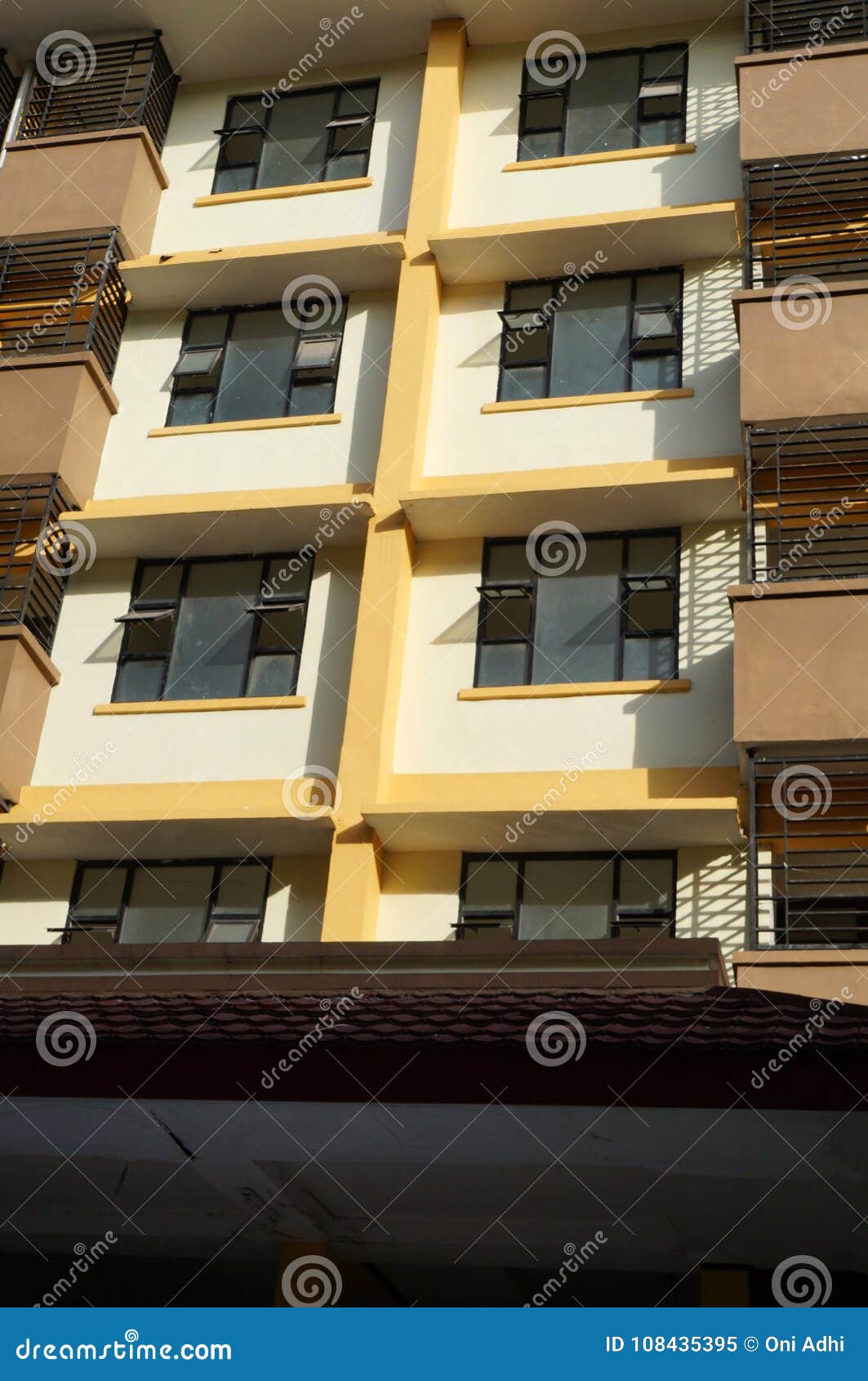 Flat outside view at day stock image. Image of tool - 108435395