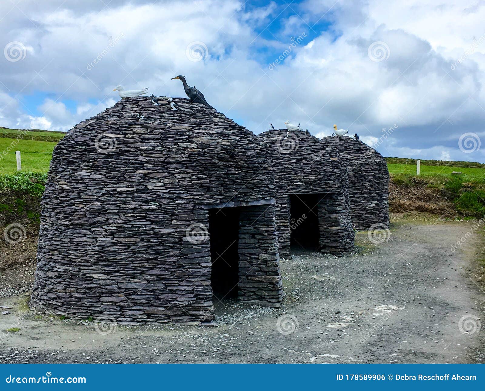 Flat Stone Beehive Huts County Kerry, Ireland. Stock Photo - Image of ...