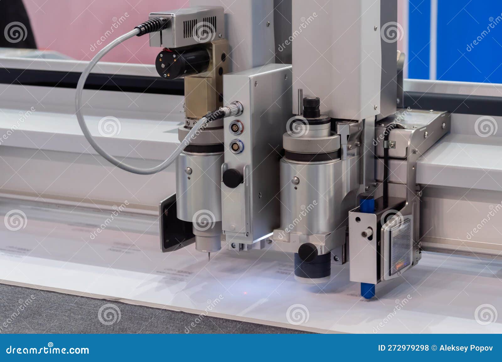 Flatbed Cutter with Drawing Pen Module Writing Text on White Plastic ...