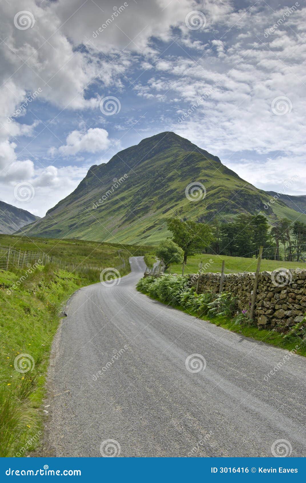 Fleetwith Pike stock photo. Image of landscape, beauty - 3016416