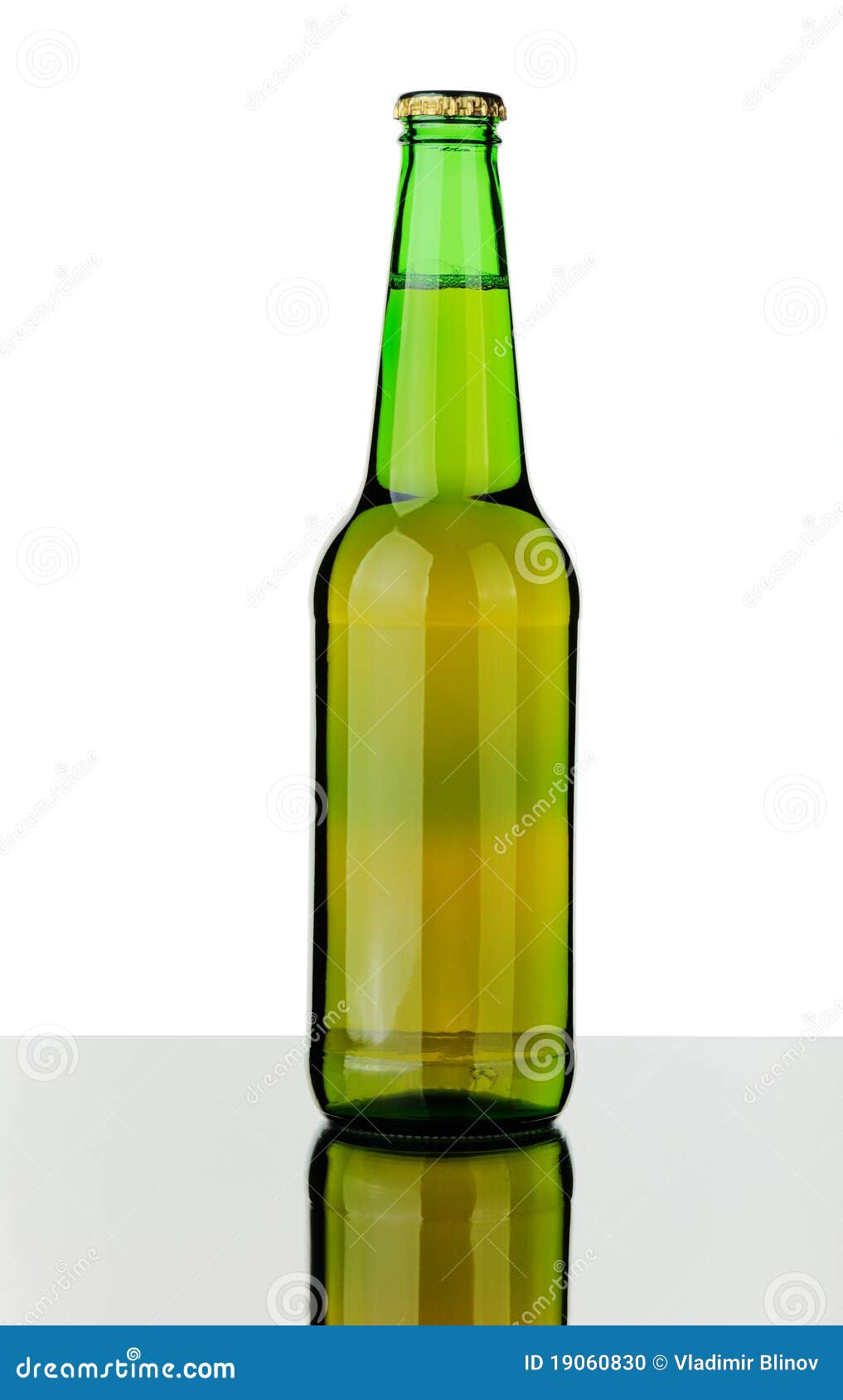 Fles bier stock foto. Image of bruin, niemand, vloeistof - 19060830