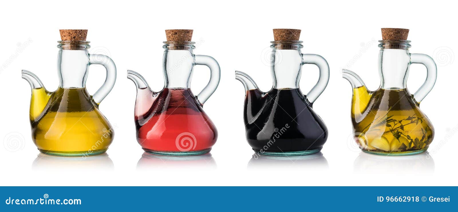 Fles olijfolie en azijn stock foto. Image of nave, italië - 96662918