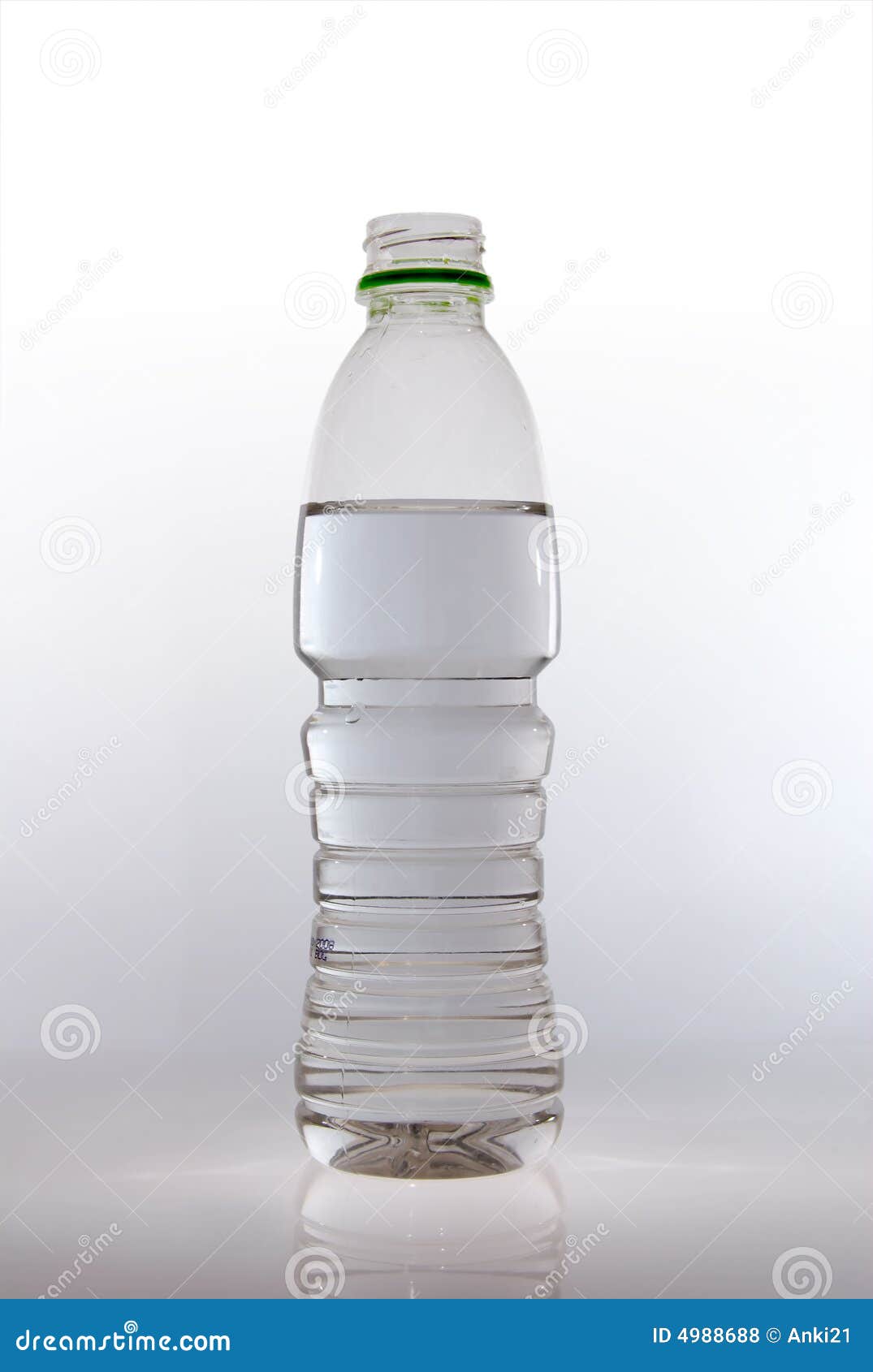 Fles water stock foto. Image of transparant, dorstig, perfectie - 4988688