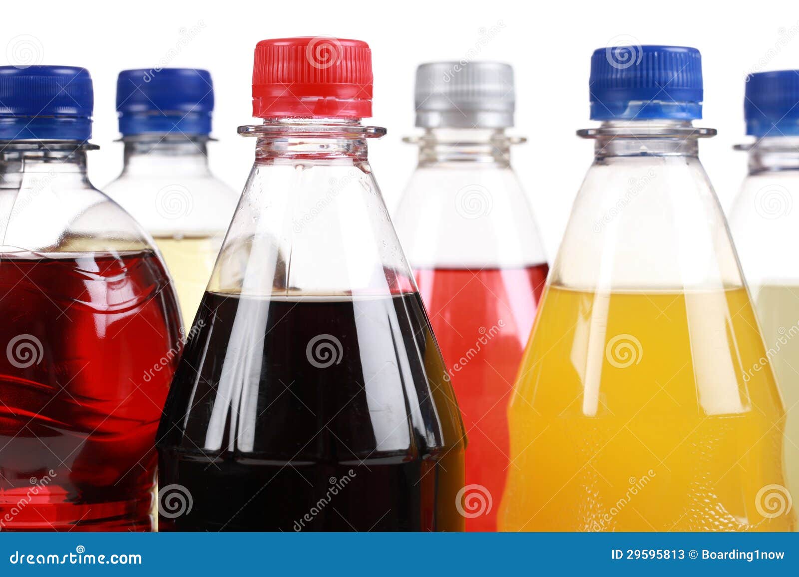 Flessen met frisdranken stock afbeelding. Image of soda - 29595813
