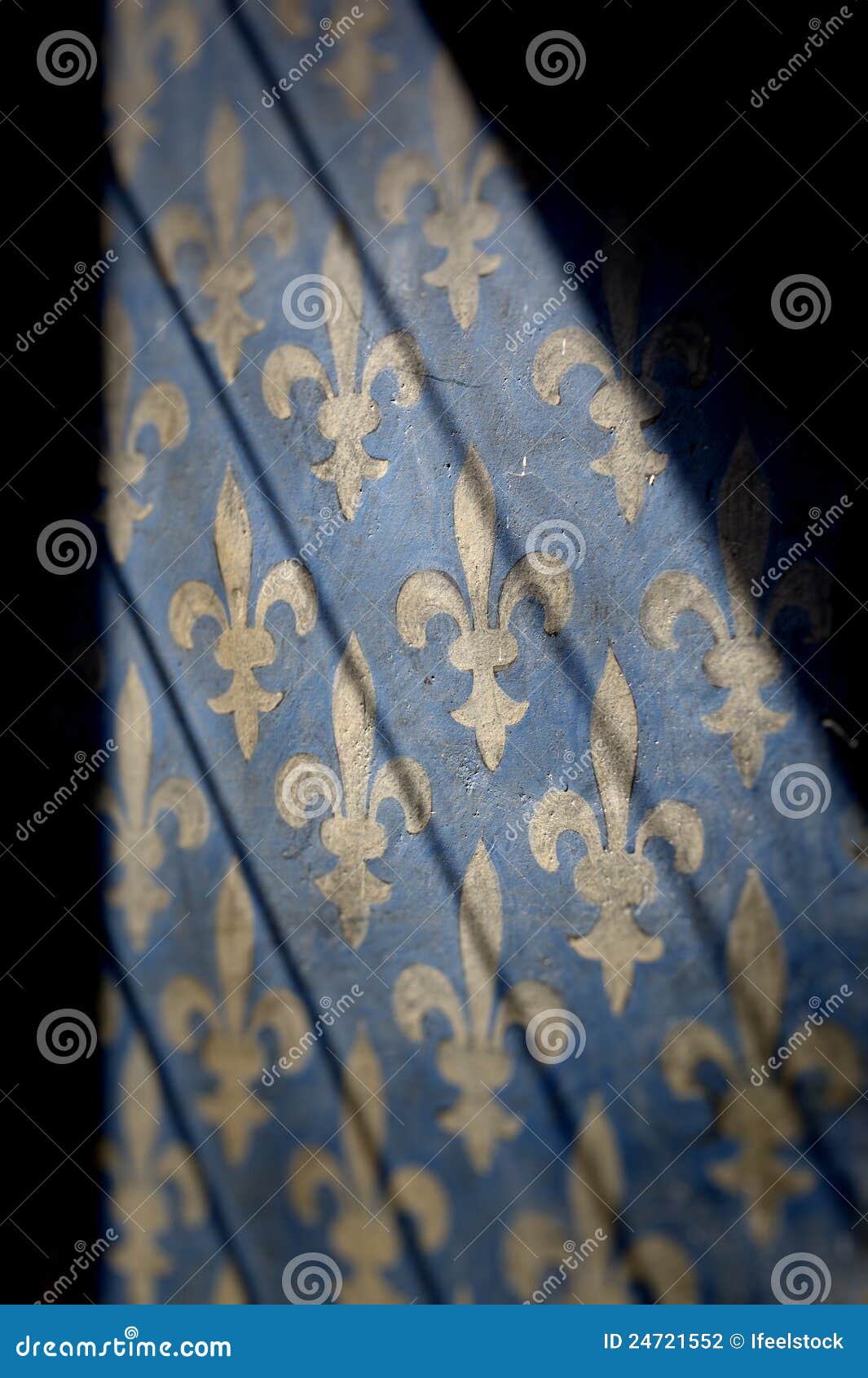 Fleur-de-lis Pattern editorial photography. Image of heraldic - 24721552