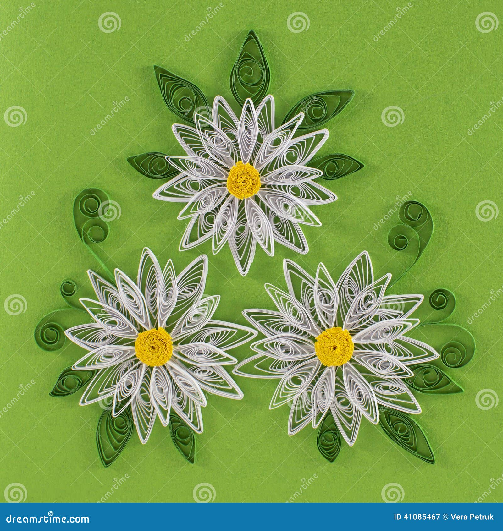 Fleurs de Quilling illustration stock. Illustration du handmade - 41085467