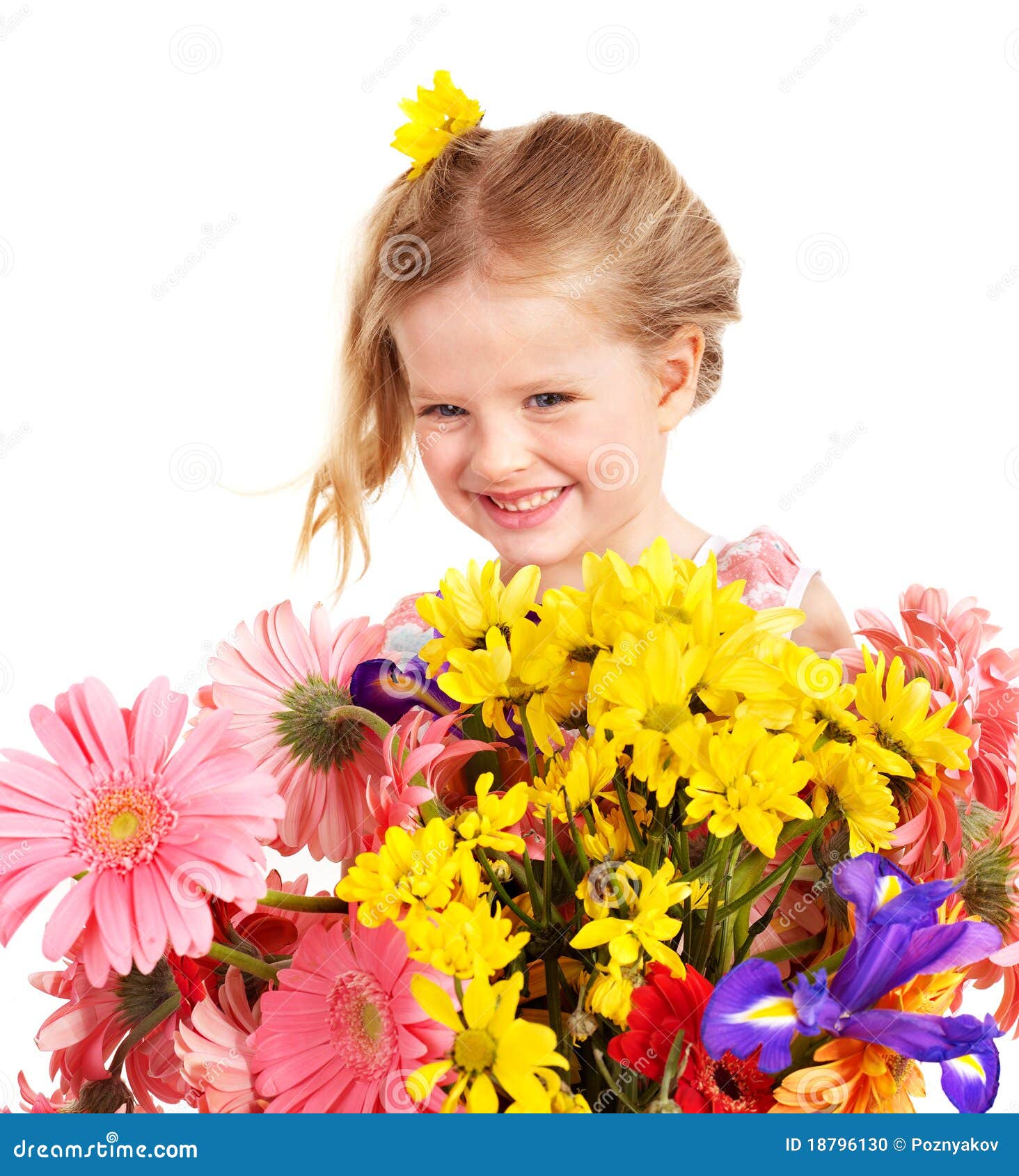 Fleurs Heureuses De Fixation D'enfant. Photo stock - Image du groupe ...