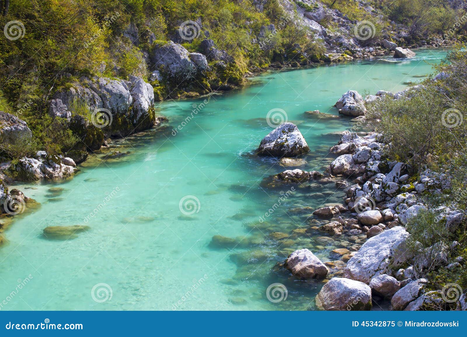 Fleuve de Soca en Slovénie image stock. Image du désert - 45342875