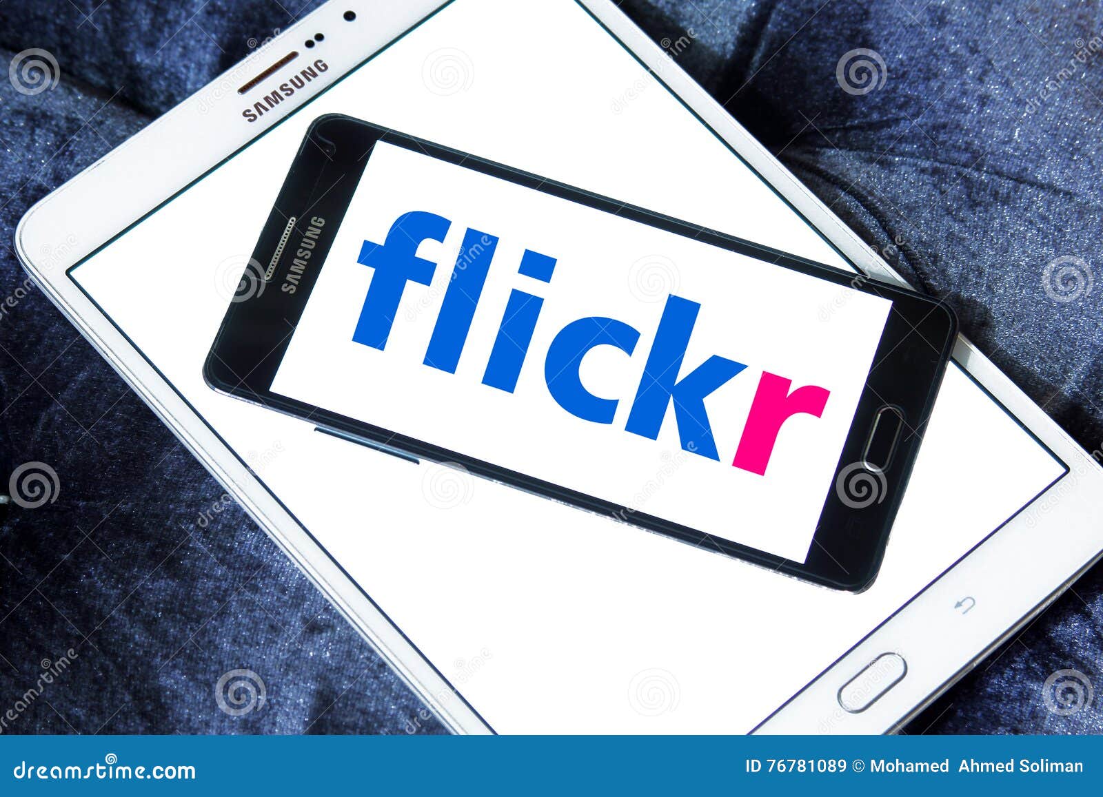 Flickr logo editorial stock image. Image of networks - 76781089