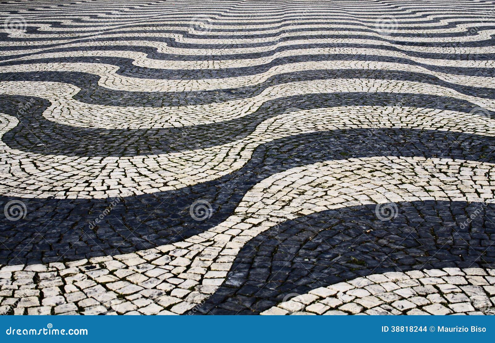 Fliesenboden stockfoto. Bild von traditionell, symmetrie - 38818244