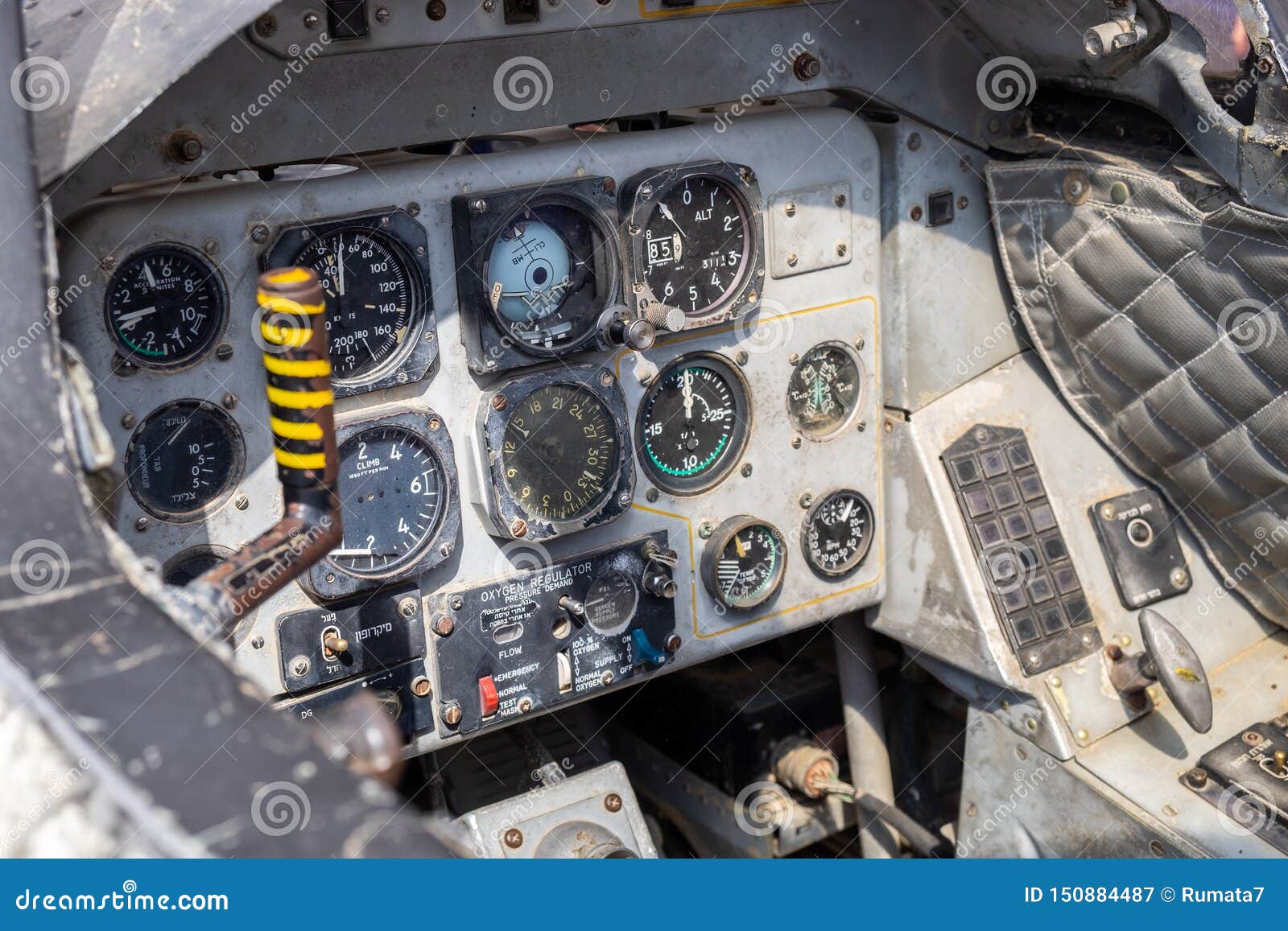 Flight Deck Dashboard of an Vintage Aircraft Stock Image - Image of ...