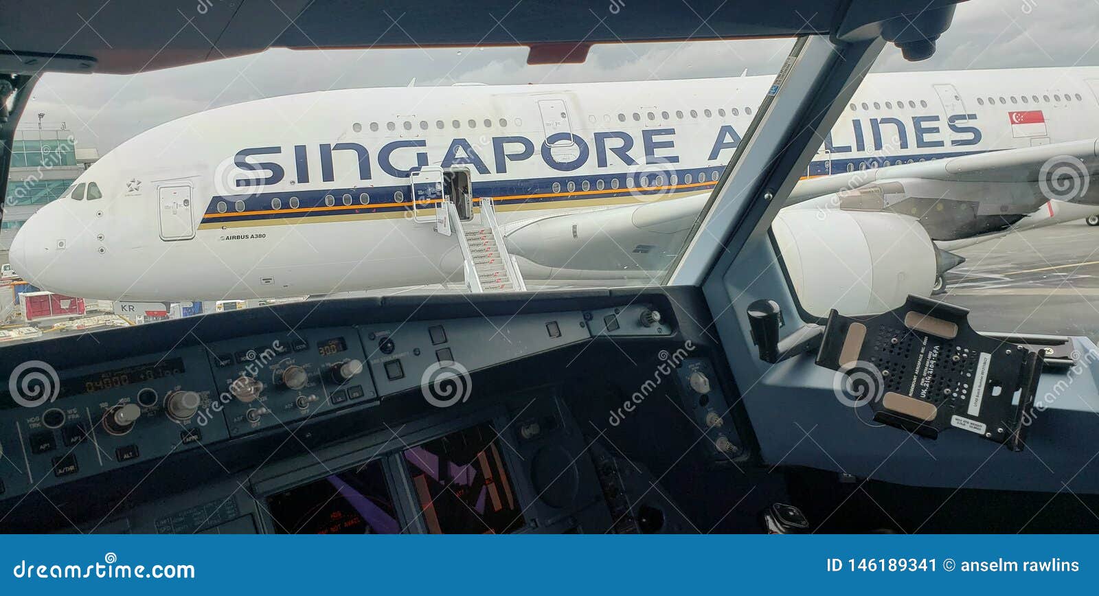 Flight Deck View Inside Instruments Editorial Photo - Image of flight ...