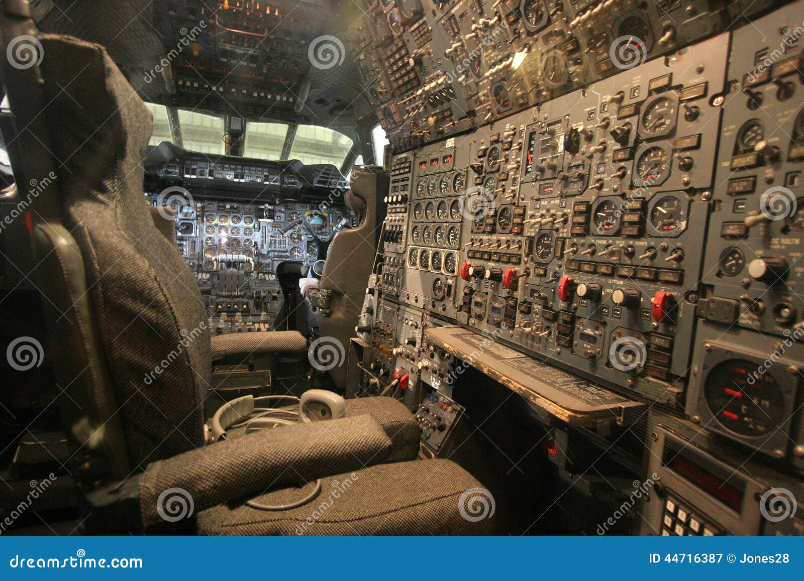 Flight Engineer s Console stock image. Image of aircraft - 44716387