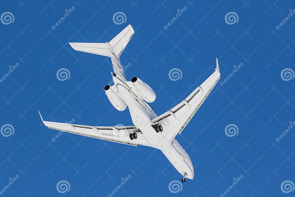 Executive jet editorial photography. Image of aviation - 174138112