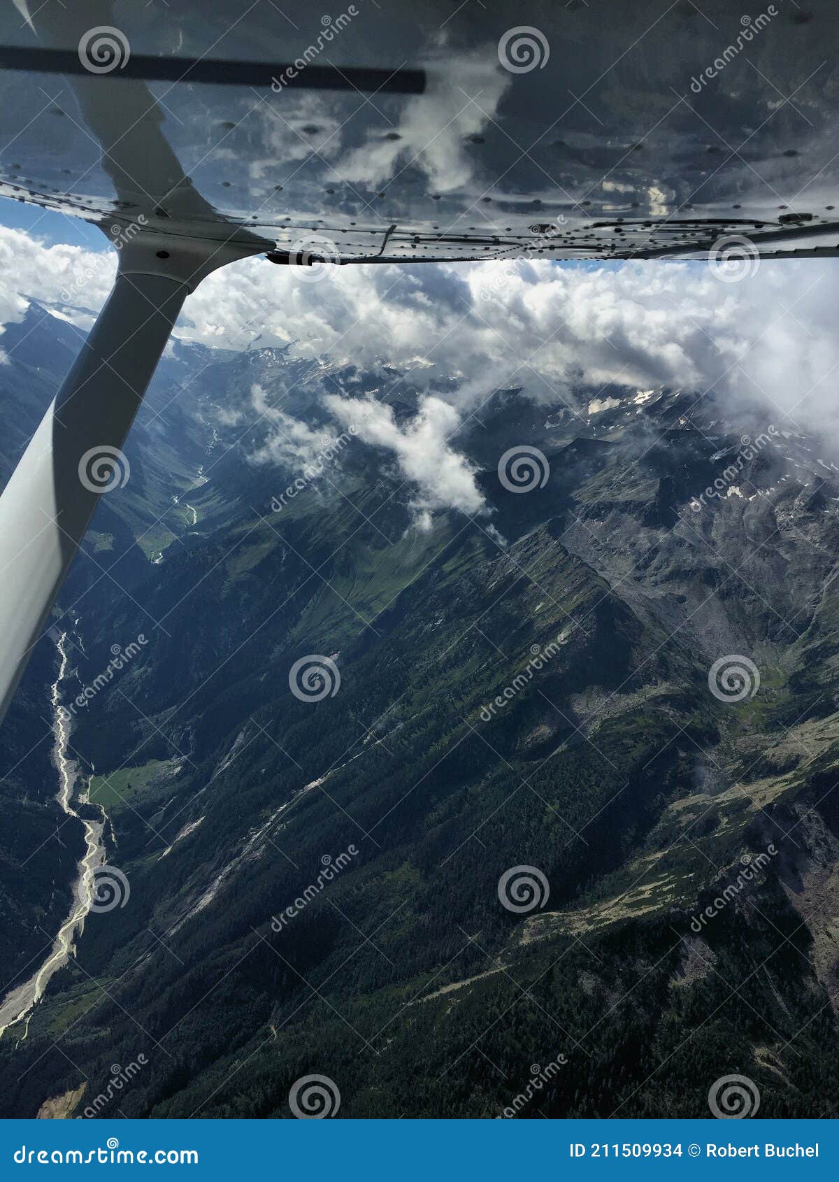 Flight Over the Magnificent Alps in Austria 16.8.2016 Stock Photo ...