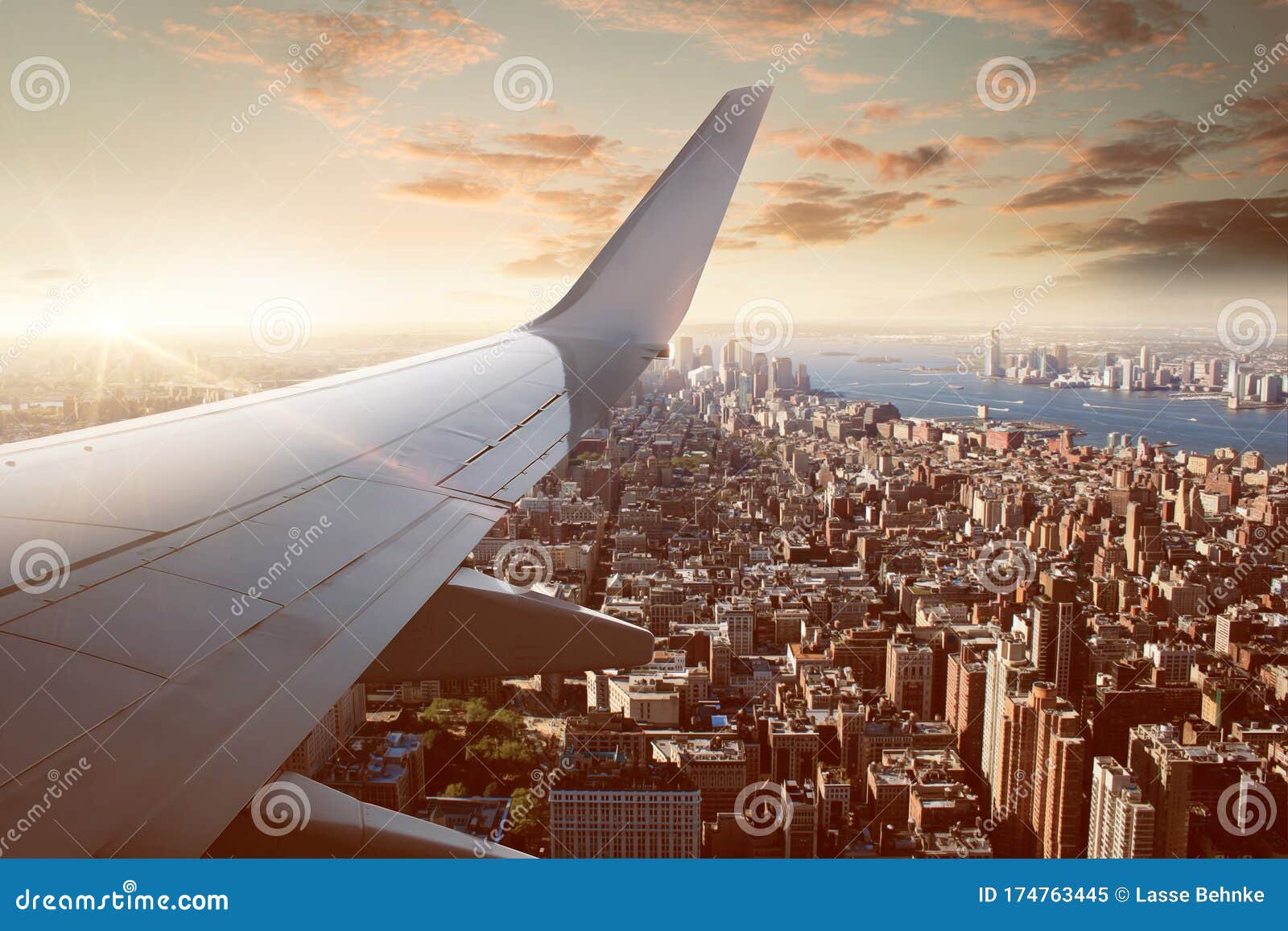 Flight over New York City stock image. Image of weltreise - 174763445