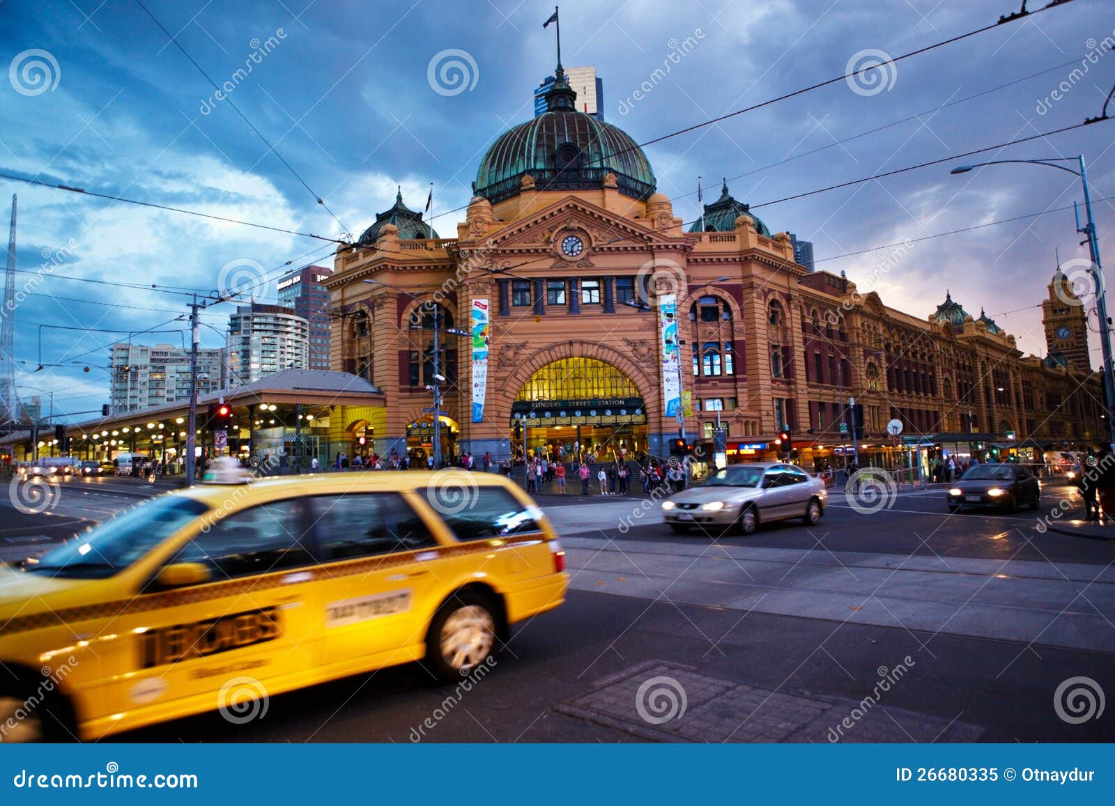 Flinders Station editorial image. Image of city, crossing - 26680335