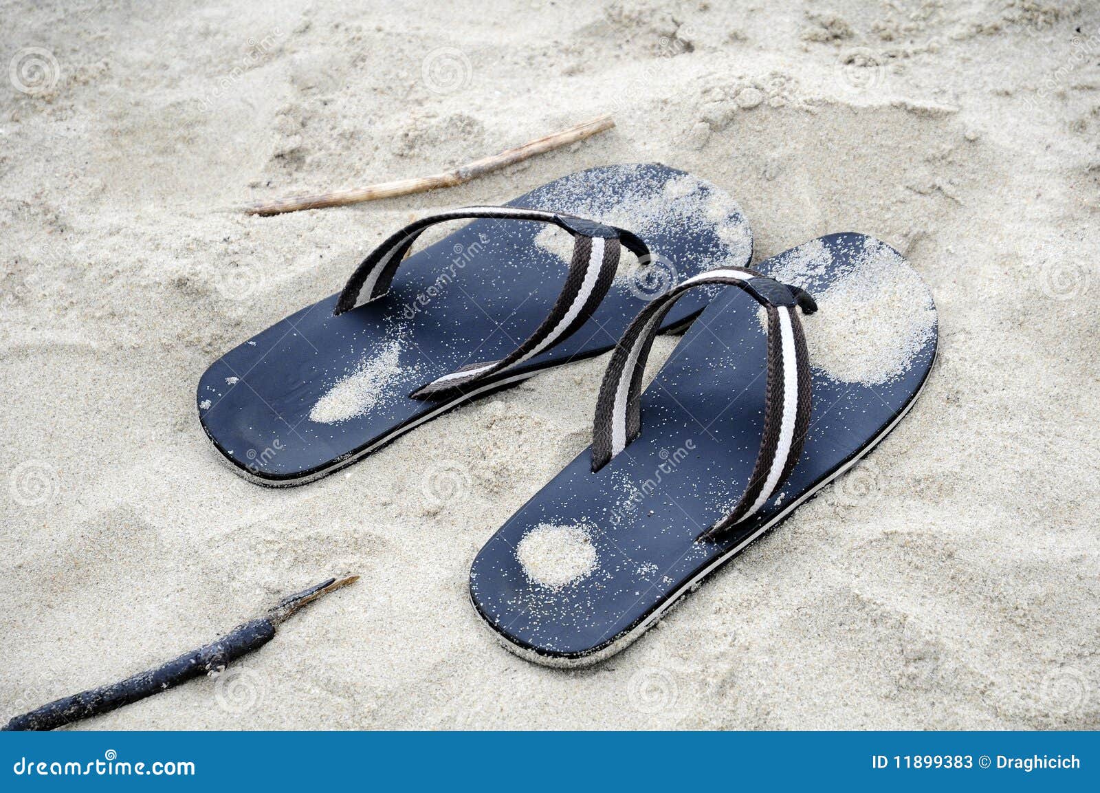 Flip flops in sand stock image. Image of summer, wear - 11899383