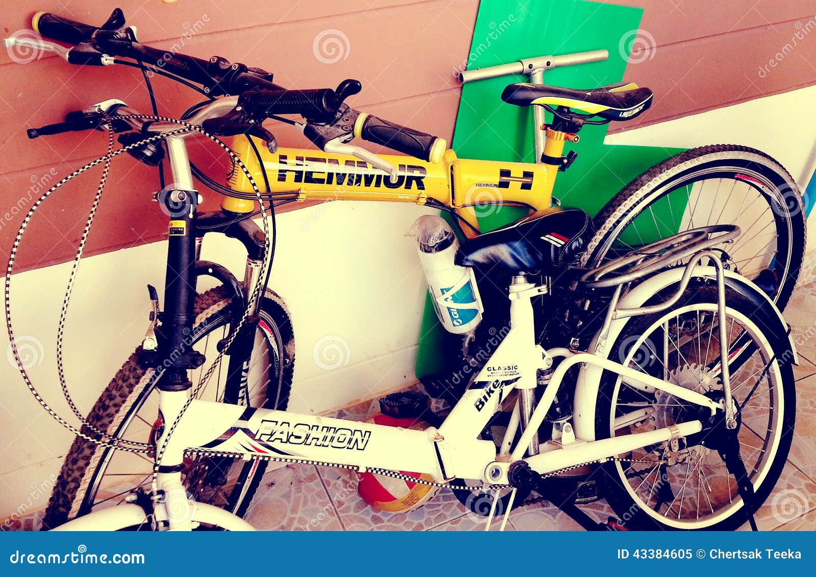 Float bike editorial image. Image of touring, trip, bike - 43384605