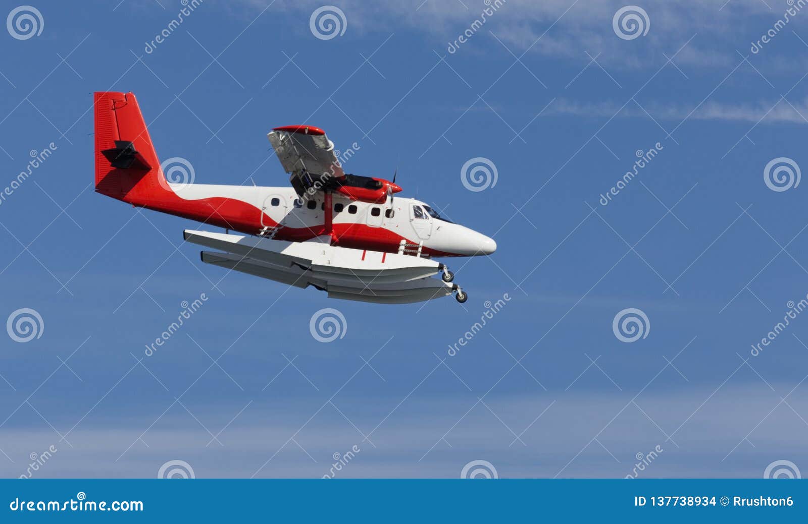 Float plane on approach stock photo. Image of ocean - 137738934