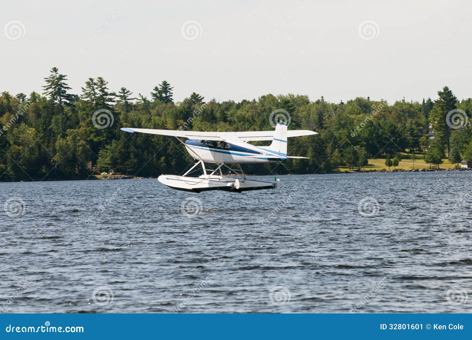 Float plane or seaplane stock image. Image of travel - 32801601