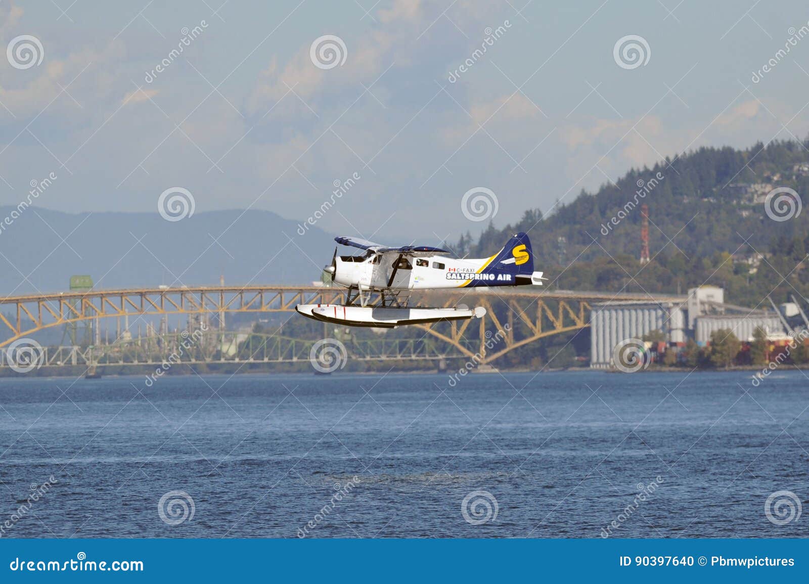 Float Plane Taking Off in Vancouver, Canada. Editorial Image - Image of ...