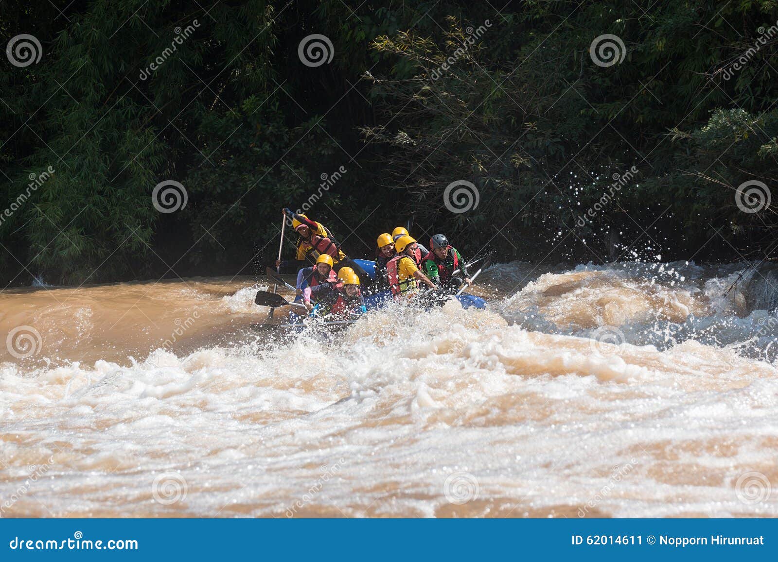 Float raft downstream editorial photo. Image of wave - 62014611