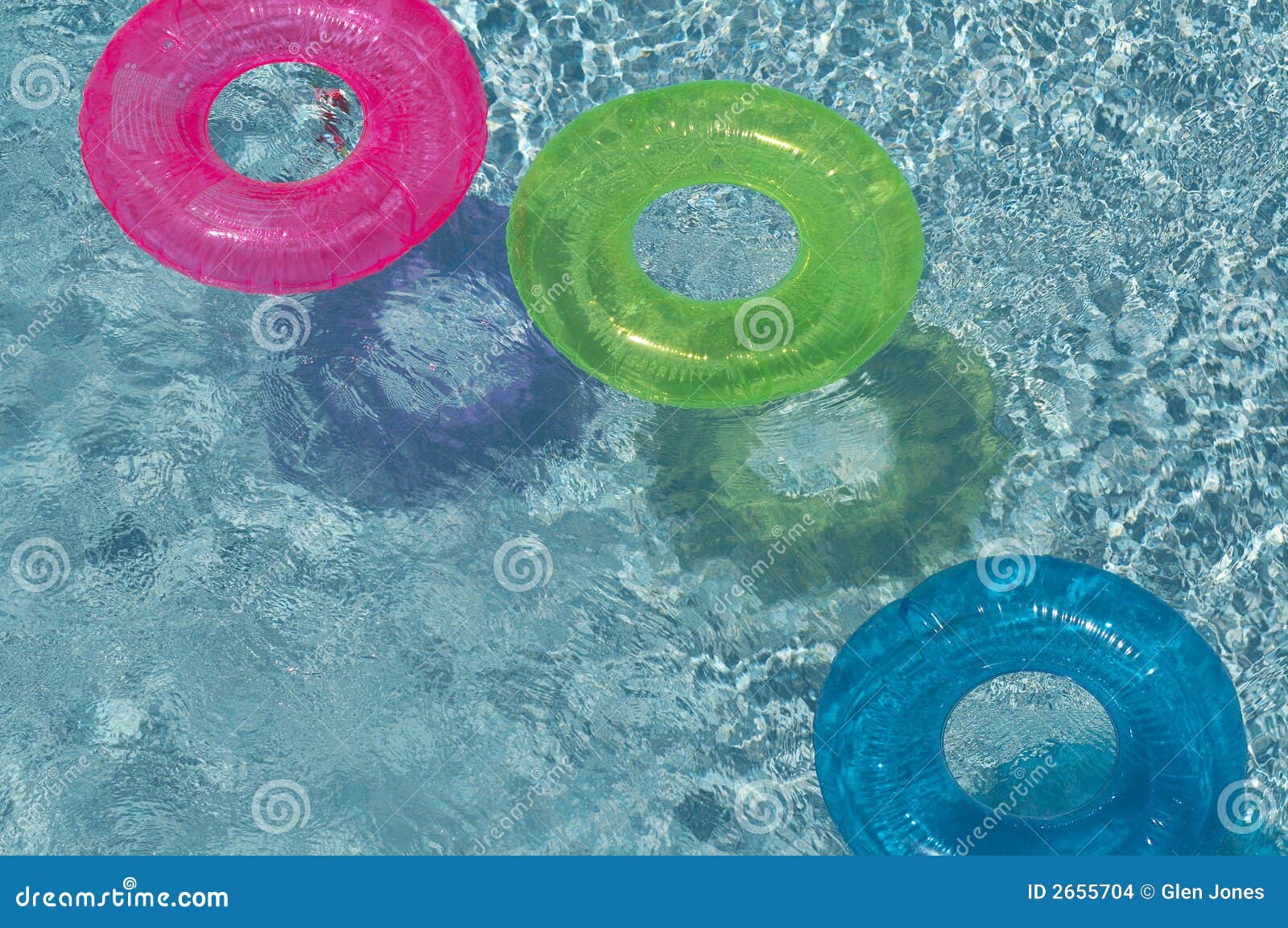 Floating Picture. Image: 2655704